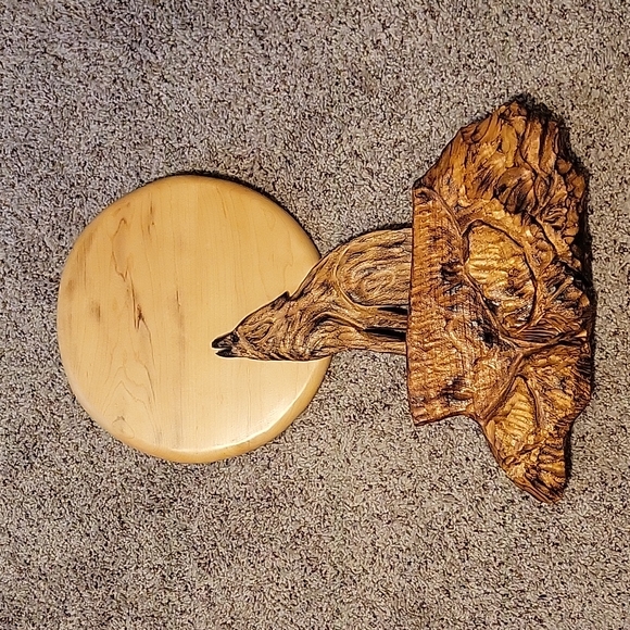 Wall Decor | Richard Vest Wood Howling Wolf Scultpure | Poshmark